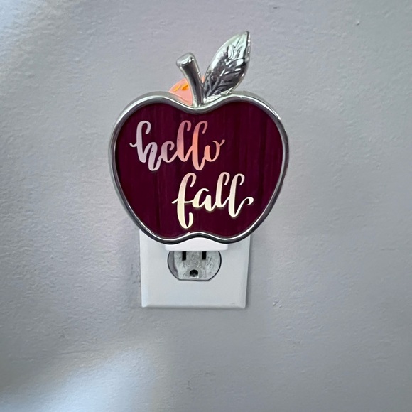 Bath & Body Works | Accents | Bath Body Works Hello Fall Light Up Plug ...